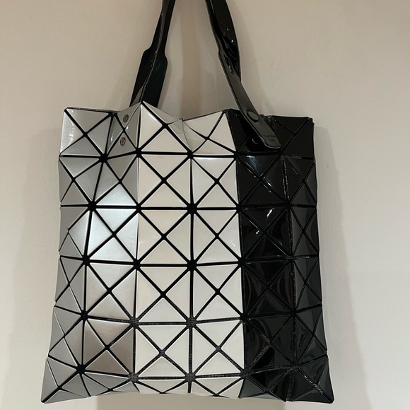Bao Bao Issey Miyake | Bags | Bao Boa Issey Miyake Prism Bag Tri Color ...